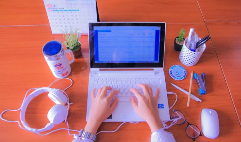 9 Transcription Jobs That Will Pay You To Type Audio To Text