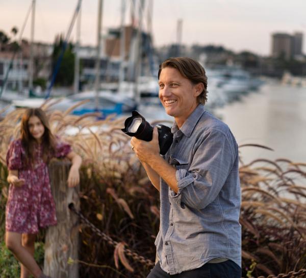 How One Photographer’s Side Hustle Became a $330K a Year Business